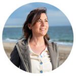 How to Craft a Perfect Pool Gift Basket